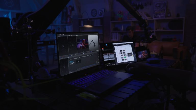 OPERATING SYSTEM – U-MOCO